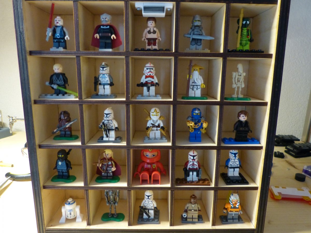 DIY Lego Cabinet – HomeHack