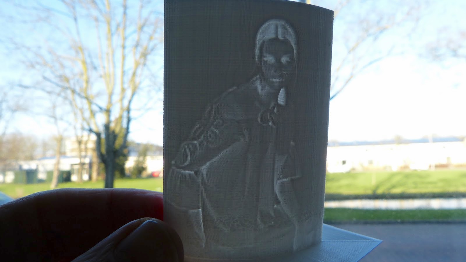 A curved 3d printed lithophane in OpenSCAD – HomeHack